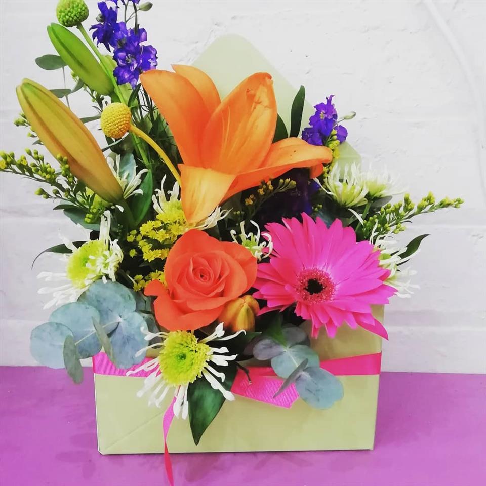Caledonian Blooms Florist Alloa - Online or 01259 731719
